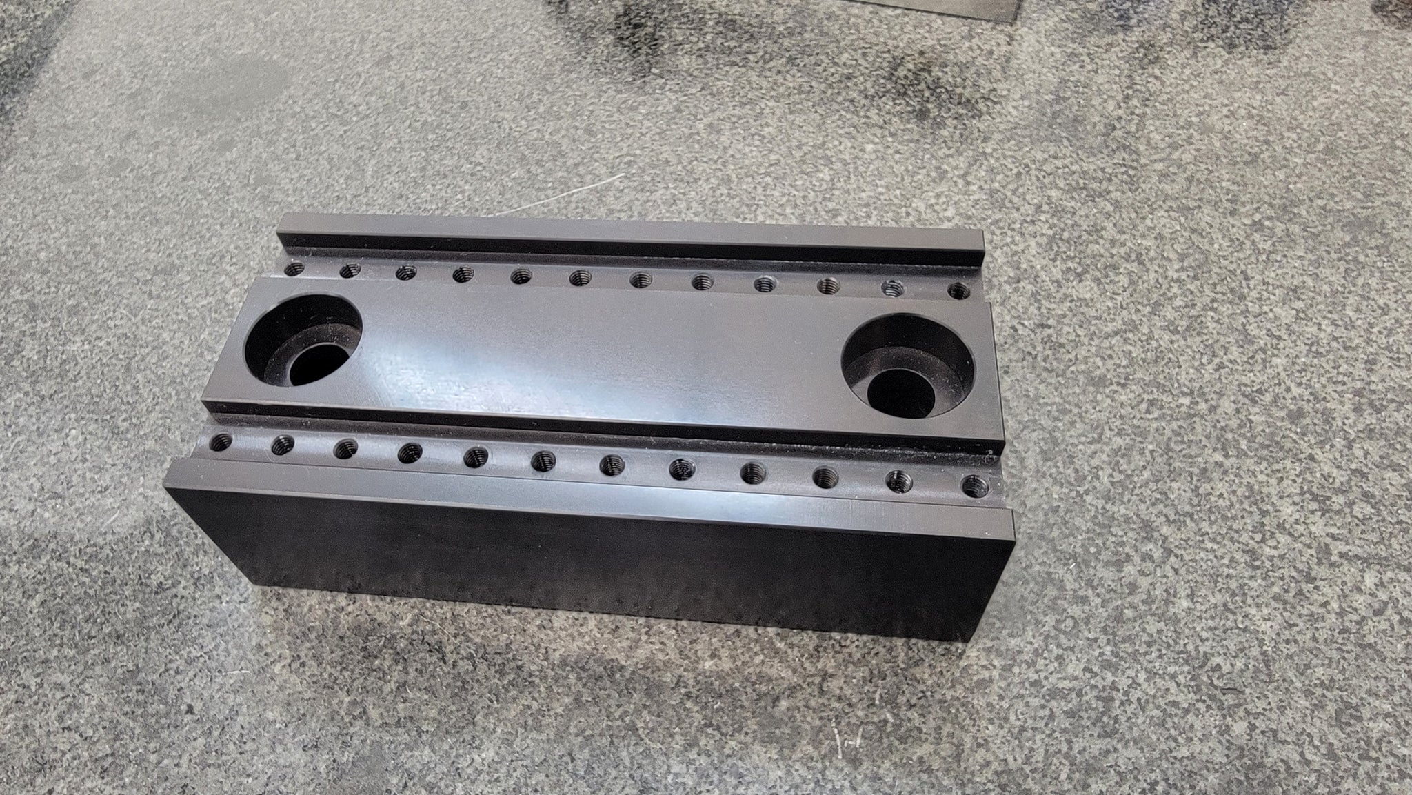 Serra Jaw Block for Orange Double Station Vise – Anderson Manufacturing Inc
